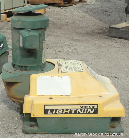 Used Lightnin Series 10 Top Entering Agitator, Model 14Q2. Ratio 14.0