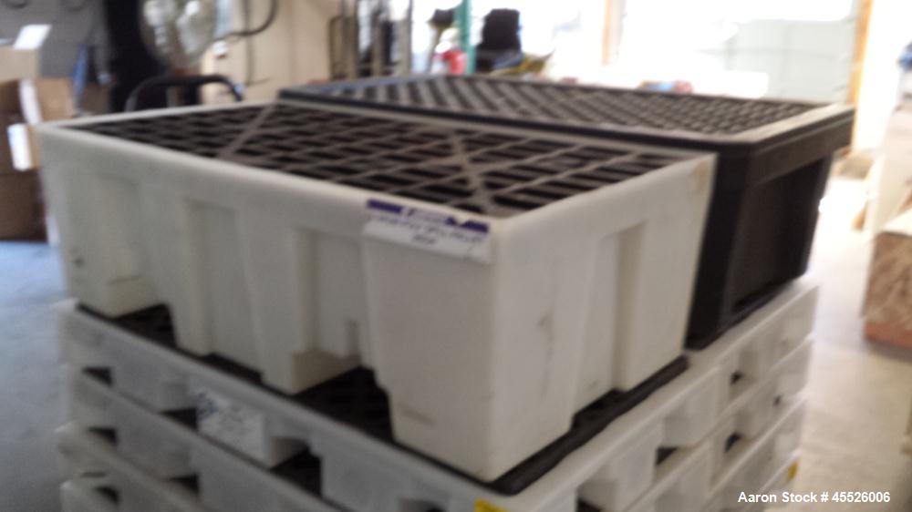 UsedDrip Deck Spill Containment Skid, Plastic, 55" x 27".