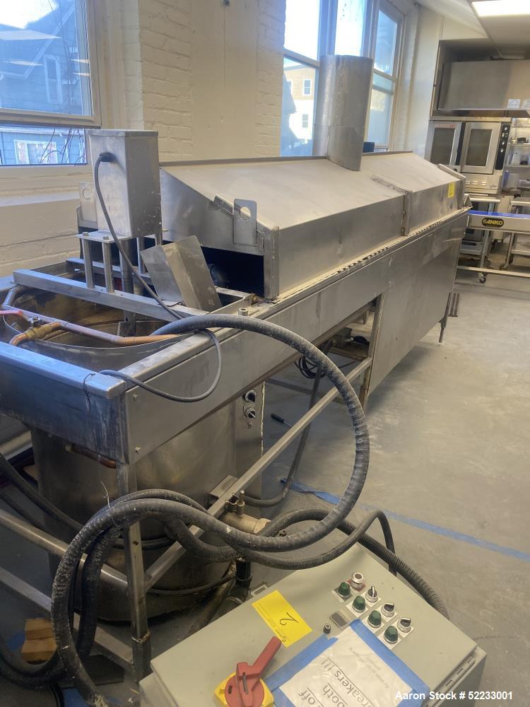 UsedPoss Design Continuous Cooker, 40kw, 220V with Cooking/Mixing Ket