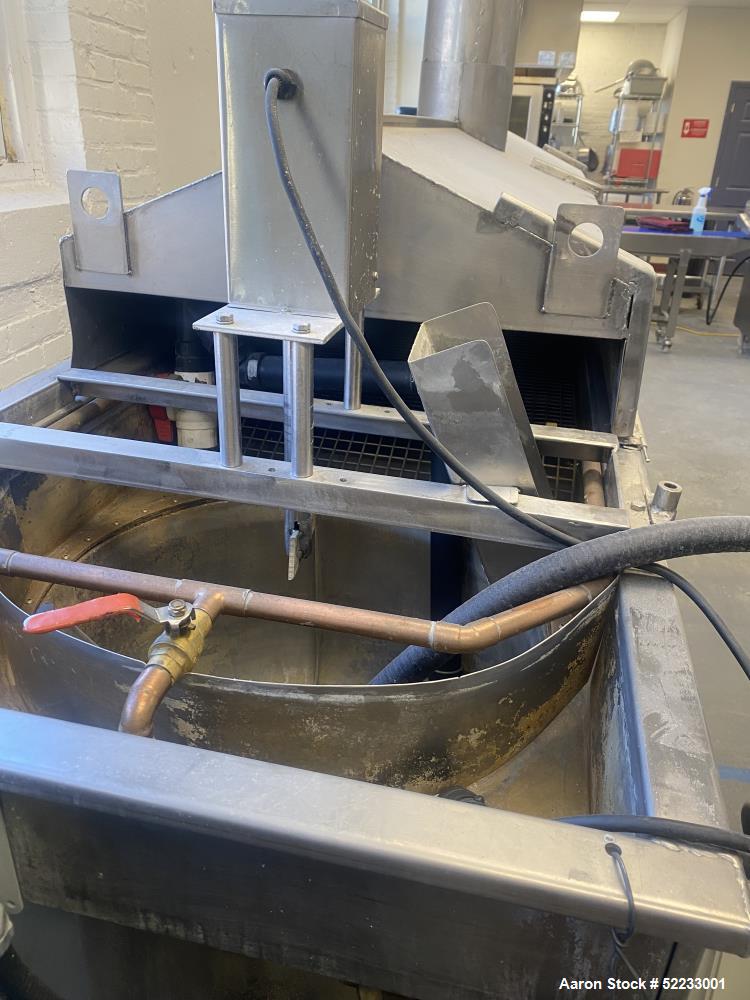 UsedPoss Design Continuous Cooker, 40kw, 220V with Cooking/Mixing Ket