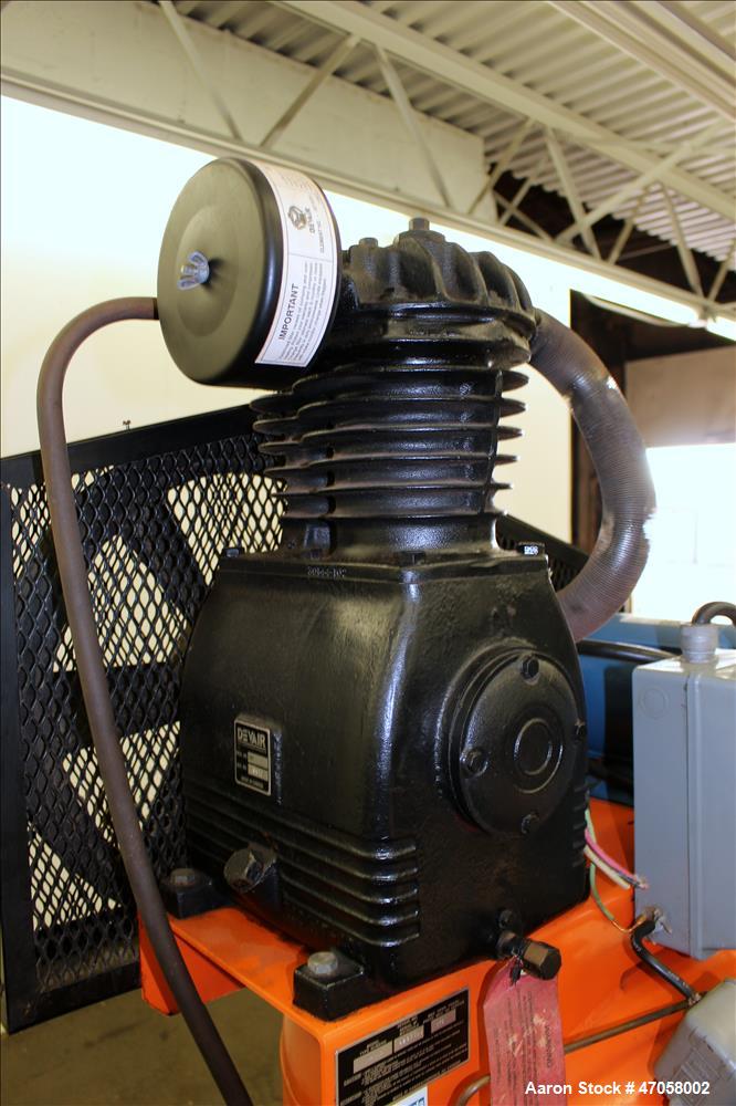 UsedDeVair, Model TAPV-5052, approximately 5 HP. Serial N. 4287701