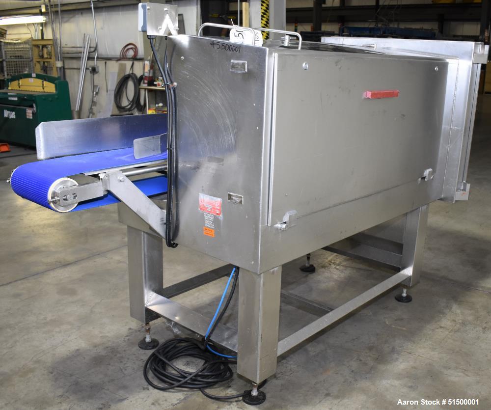 Used Holac SECT 28 Continuous High-Volume Slicer. Capable of 350-700