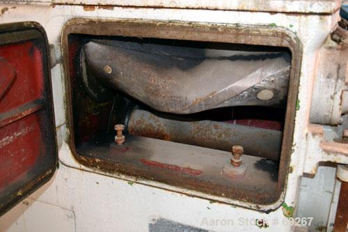 Used Handle Combined De-Airing Extrusion Machine, Carbon Steel, Consi