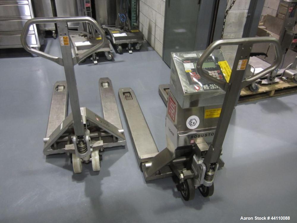 Used Robusto Pallet Jacket with Spare Pallet Jacket