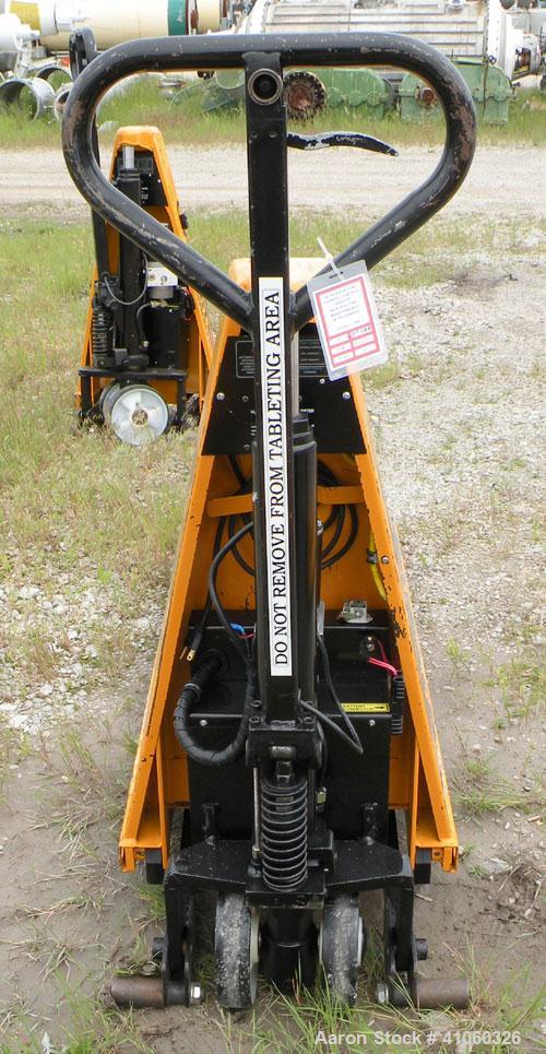 Used Lift-Rite Ergonomic 3000 12 Volt Electric/Manual Portable Scisso
