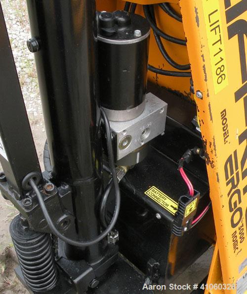 Used Lift-Rite Ergonomic 3000 12 Volt Electric/Manual Portable Scisso