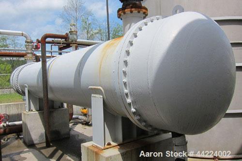 UsedHeat Exchanger, 4280 Square Feet, 4 pass shell and tube, horizont