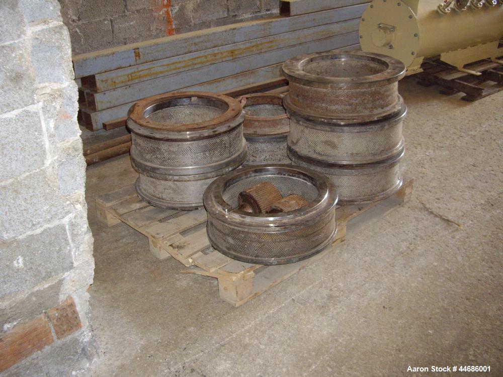 UsedSimon Barron Century Pellet Mill with conditioner and (6) dies.