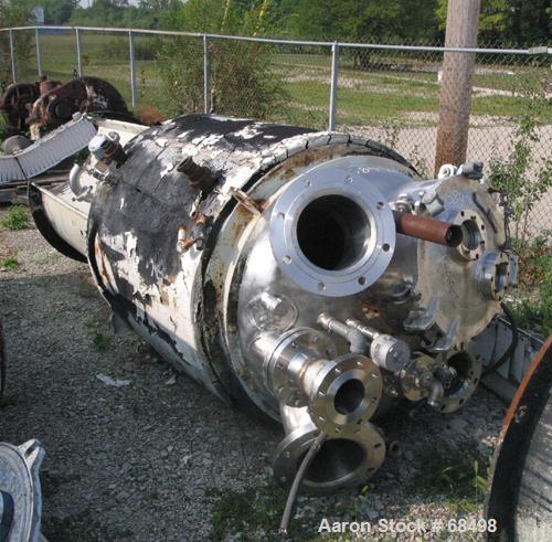 USED: Daymax mixer, model 200, 304 stainless steel. 200 gallon total