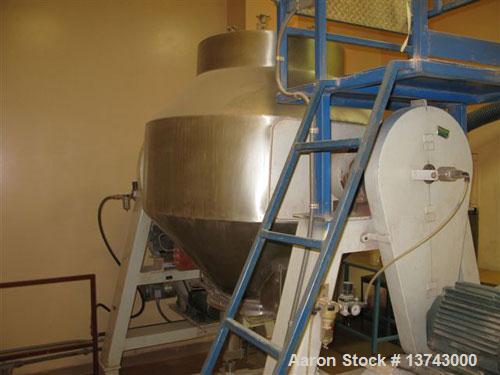 UsedGemco 30 cubic foot Gemcomatic double cone blender. Complete with