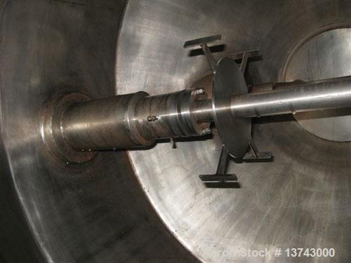 UsedGemco 30 cubic foot Gemcomatic double cone blender. Complete with