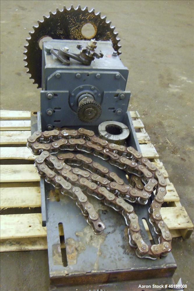 Used Chain & Sprocket Motor & Gearbox Set Consisting Of: (1) Siemens