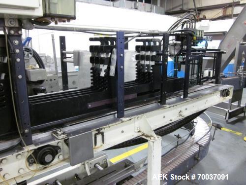 Used Hartness, Case Packer with Infeed Laner, Model 825. Lowering hea