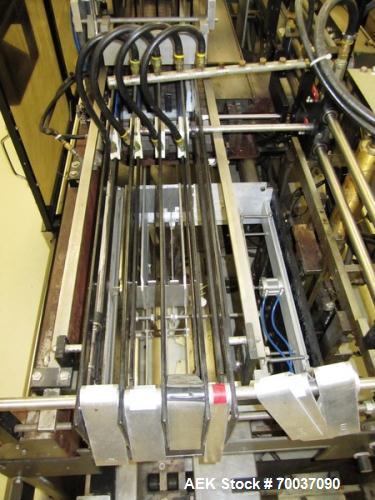 Used Hartness Case Packer with Infeed Laner, Model CP900/825. Servo c