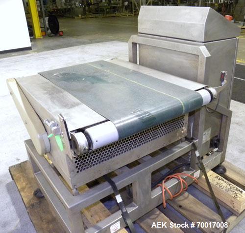 Used Loma Check Weigher, 6000 Series. 15-1/2" wide x 30" long belt co