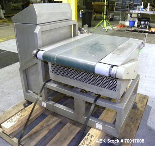 Used Loma Check Weigher, 6000 Series. 15-1/2" wide x 30" long belt co