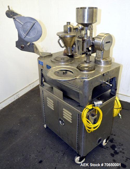 Used Parke-Davis Type 8 Semi-Automatic Capsule Filler (Parts Machine