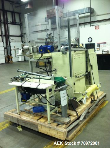 Used-IMAR Varipack Model S2 Towelette vertical fo