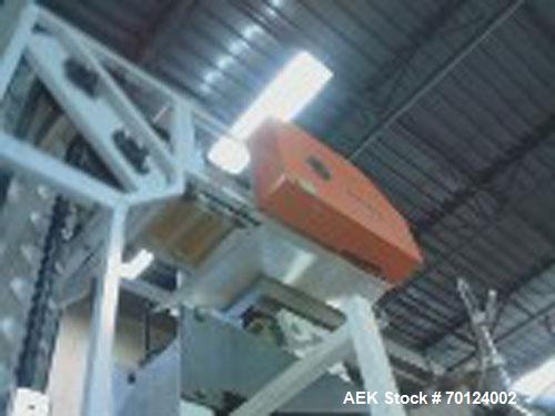 UsedKey Pak Model 300VS Vertical Form, Fill and Seal Machine. Machine