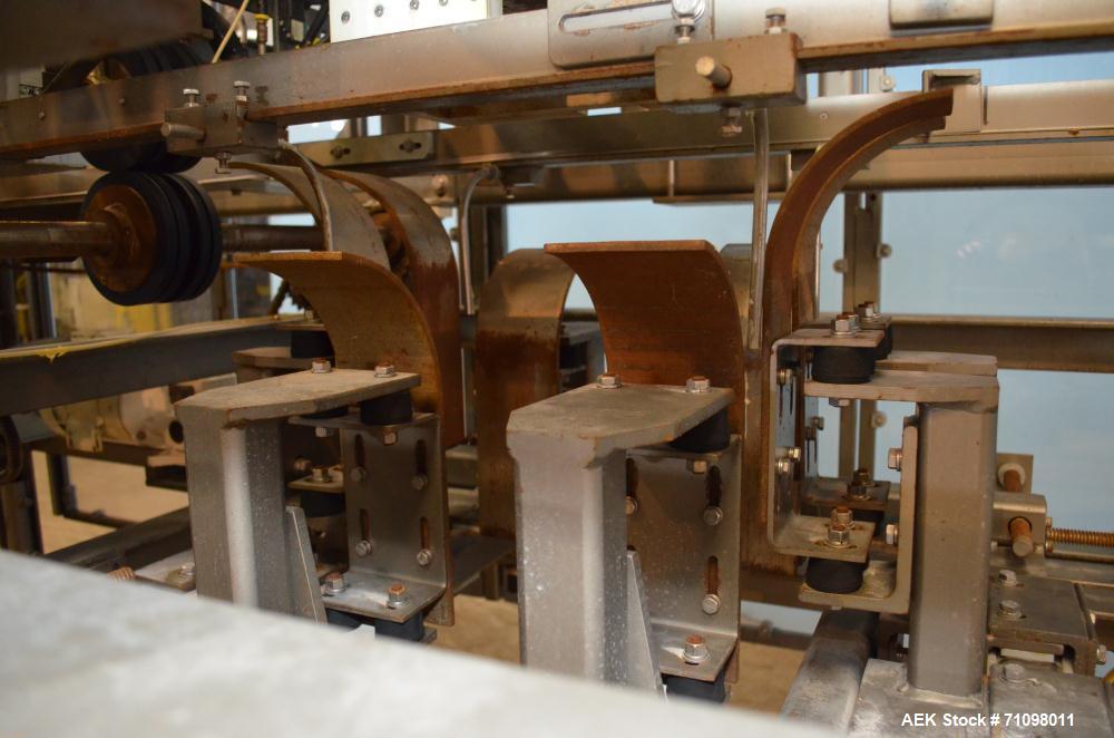 Used Pearson Model H101 Tray Former. Maximum speed of 40 trays per mi