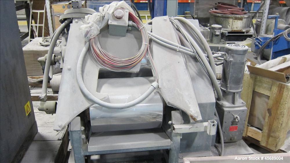 UsedChill Roll Stand, 12" x 16"