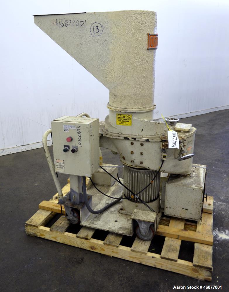 Used Seishin Enterprise Orient Cutter Type Mill, Model VM-32, Carbon