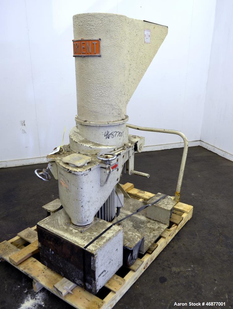 Used Seishin Enterprise Orient Cutter Type Mill, Model VM-32, Carbon