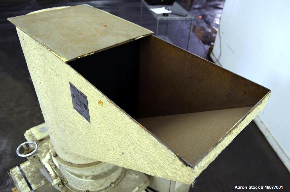 Used Seishin Enterprise Orient Cutter Type Mill, Model VM-32, Carbon