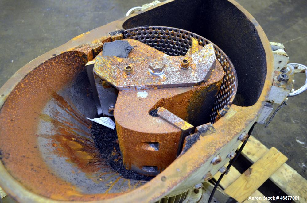 Used Seishin Enterprise Orient Cutter Type Mill, Model VM-32, Carbon