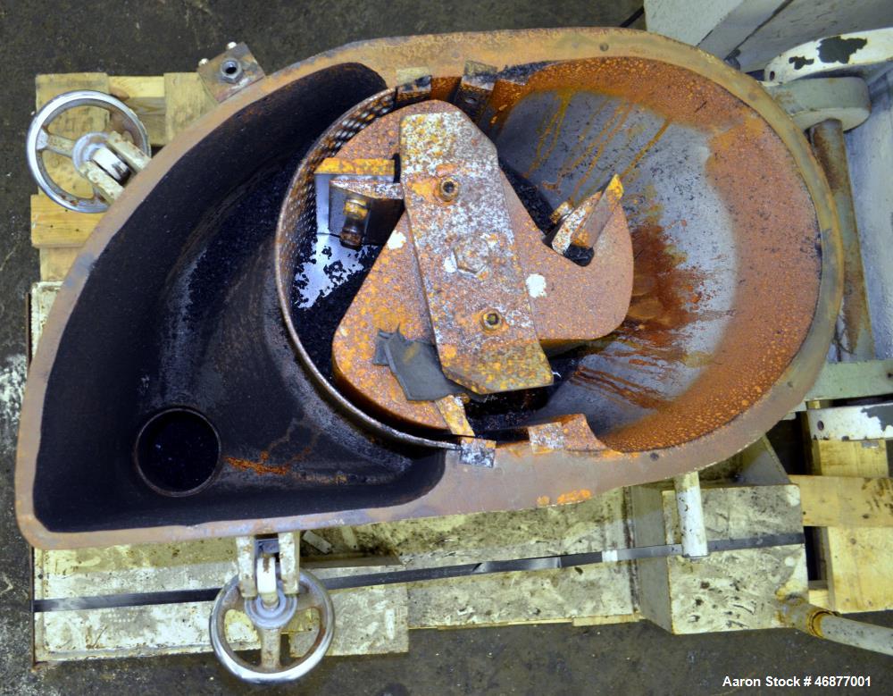 Used Seishin Enterprise Orient Cutter Type Mill, Model VM-32, Carbon