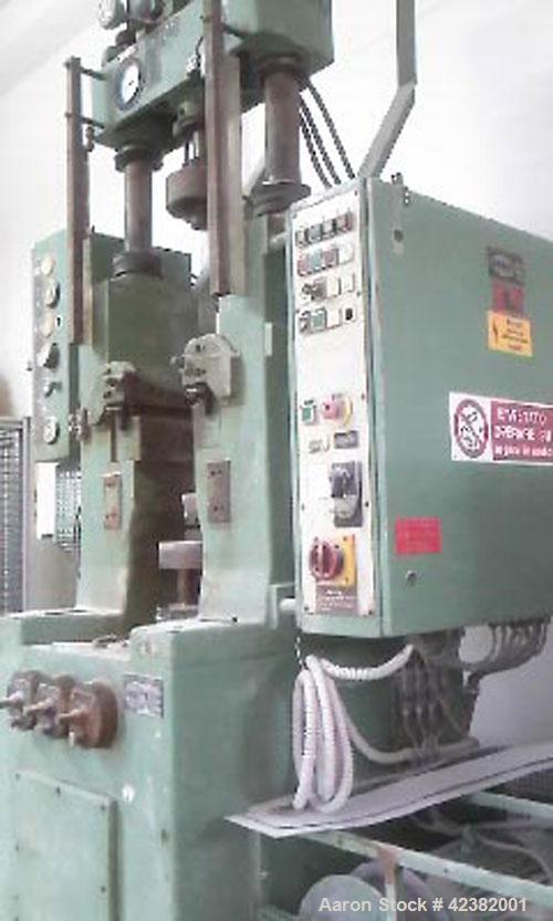 UsedDorst Kochel Hydraulic Press, type TPA 15/10. Max pressure 15 ton