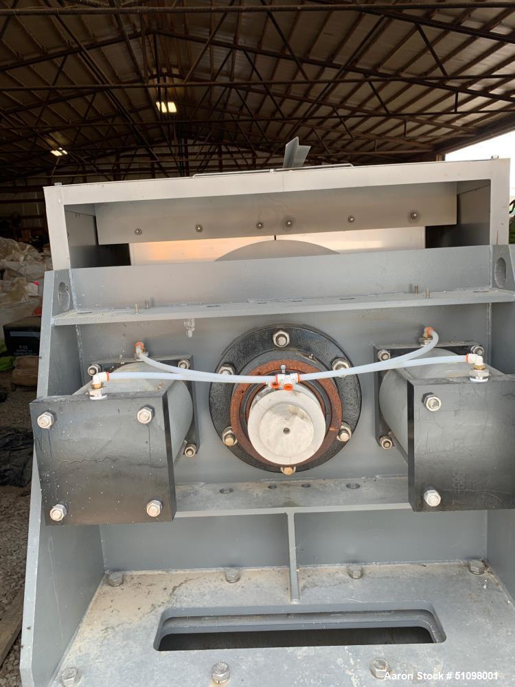 Used Vincent Corporation VP Horizontal Screw Press. Model VP-24. All