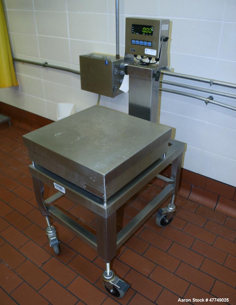 Used GSE Platform Scale. Approximate 20" x 20" stainless steel platfo
