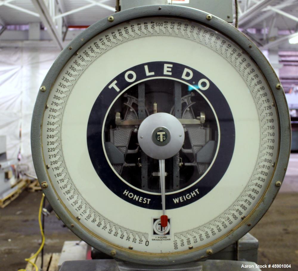 Used Toledo Platform Scale,Model 2181. 1600 Pound capacity, 24" x 30