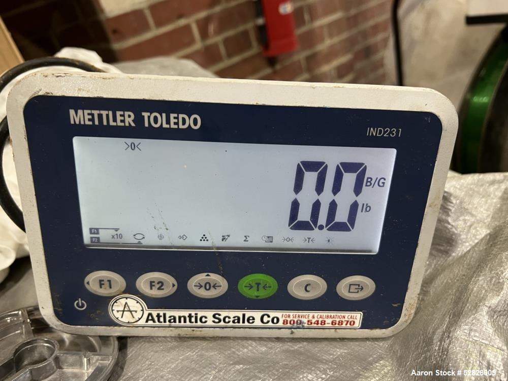 Used Mettler Toledo Digital Floor Scale, Model PFA261. 2500lb Capacit