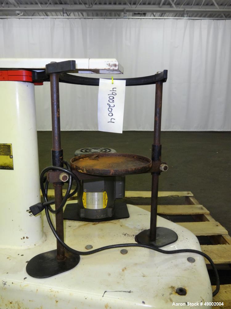 Used W.S. Tyler Ro-Tap Testing Sieve Shaker, Model RX-29. 8" Diameter