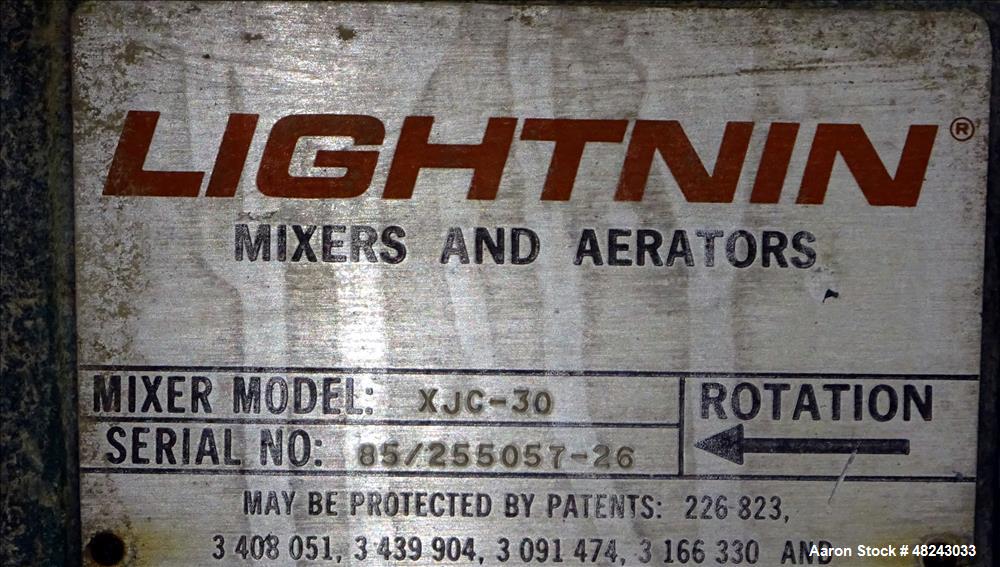 Used Tri-Canada Mix Tank, 300 Gallon, 304 Stainless Steel, Vertical.