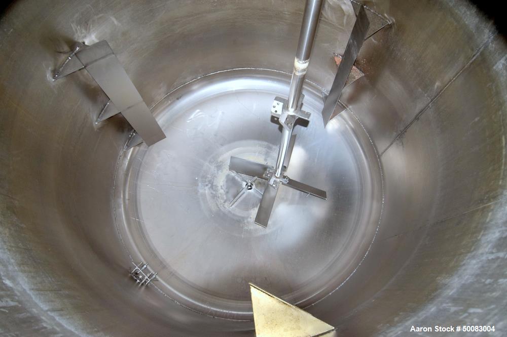 UsedMason Steel Tank, Approximately 2,500 Gallons, 316 Stainless Stee