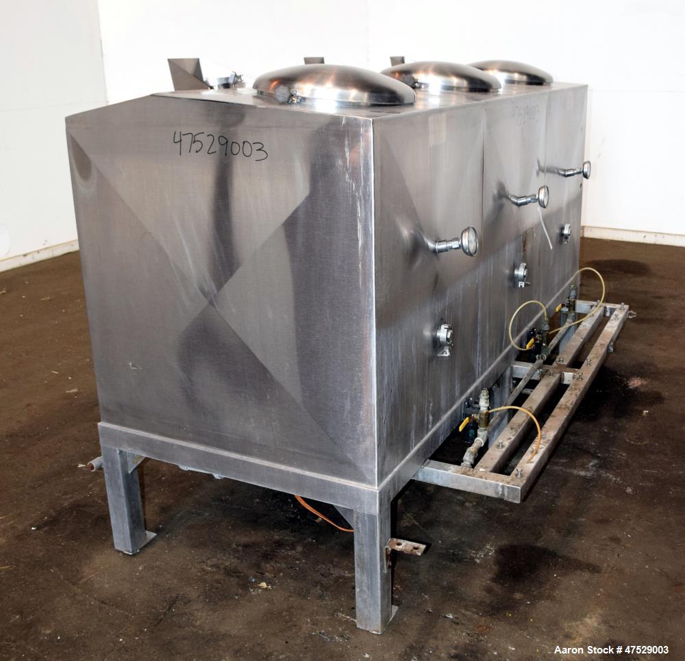 Used (3) Compartment Tank, Approximate 550 Total Gallon, 304 Stainles