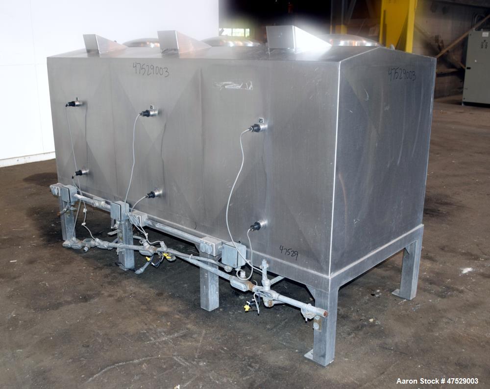 Used (3) Compartment Tank, Approximate 550 Total Gallon, 304 Stainles