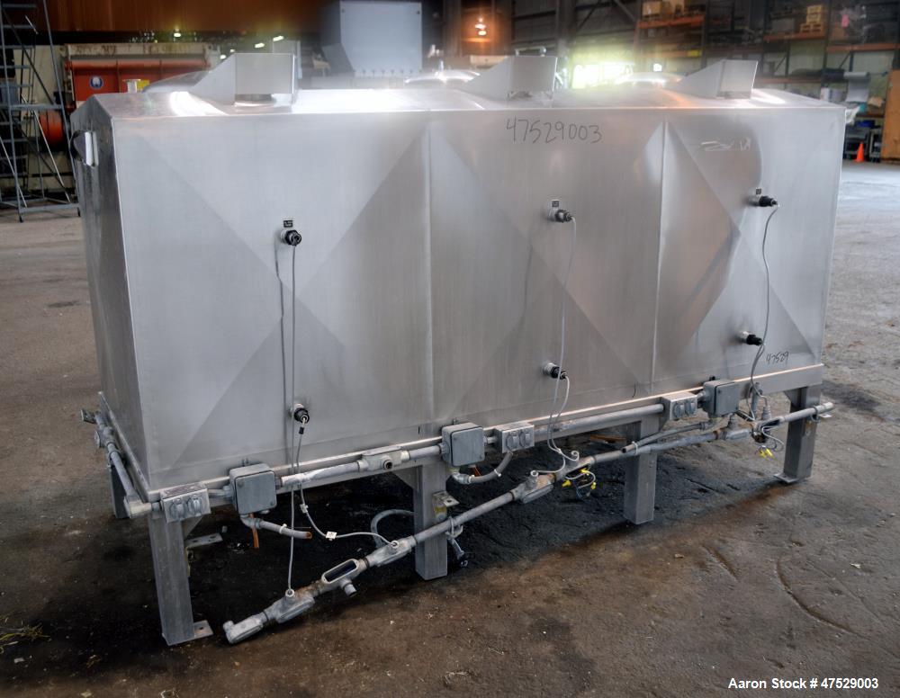 Used (3) Compartment Tank, Approximate 550 Total Gallon, 304 Stainles