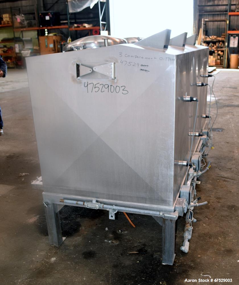 Used (3) Compartment Tank, Approximate 550 Total Gallon, 304 Stainles