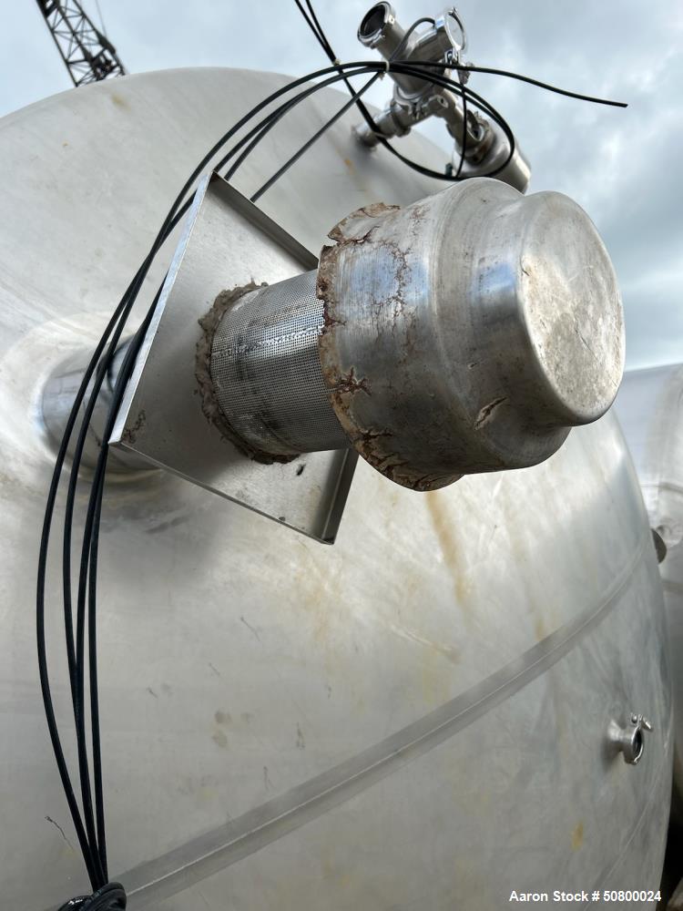 Used DCI 6,000 Gallon Vertical Single Wall Mix Tank. Side Bottom agit